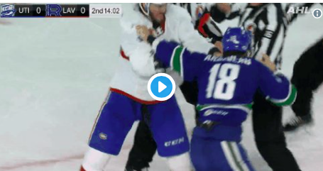 Hockey30 | Brett Lernout... Lui a CASSÉ la FACE...