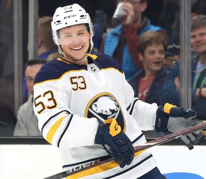 Hockey30 | Jeff Skinner fait sauter la banque
