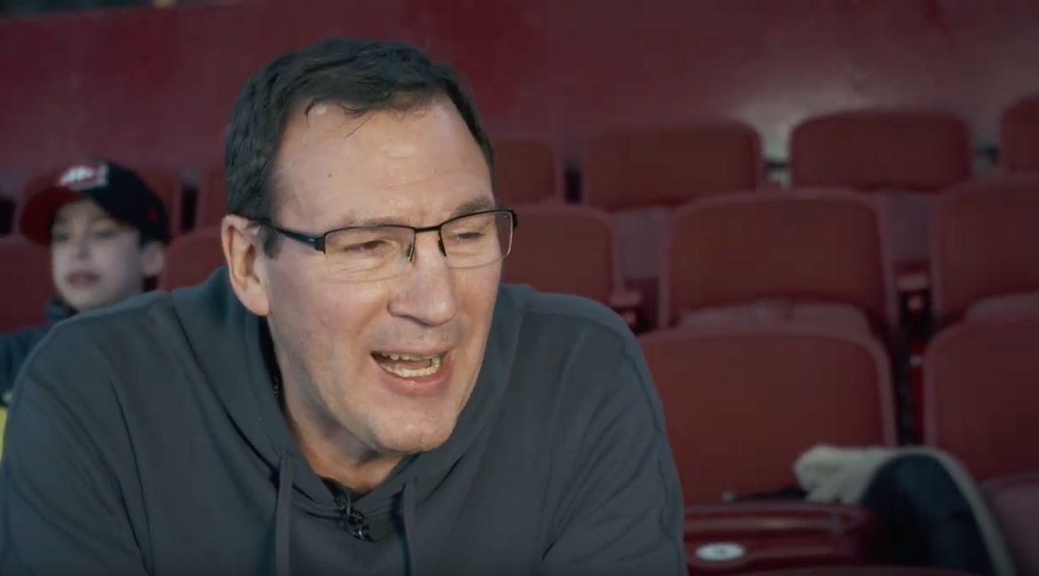 Hockey30 | Le père de Cayden Primeau était FIER en SALE....