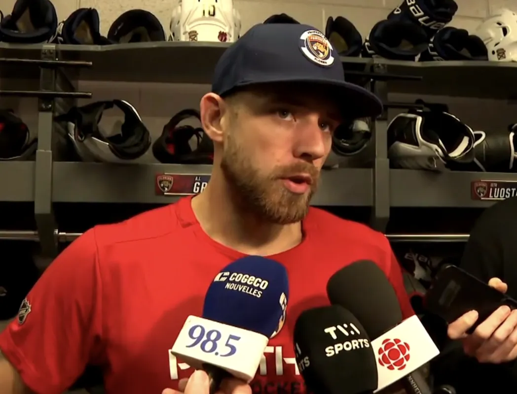 Hockey30 | Facture salée: AJ Greer frappe le mur de Montréal